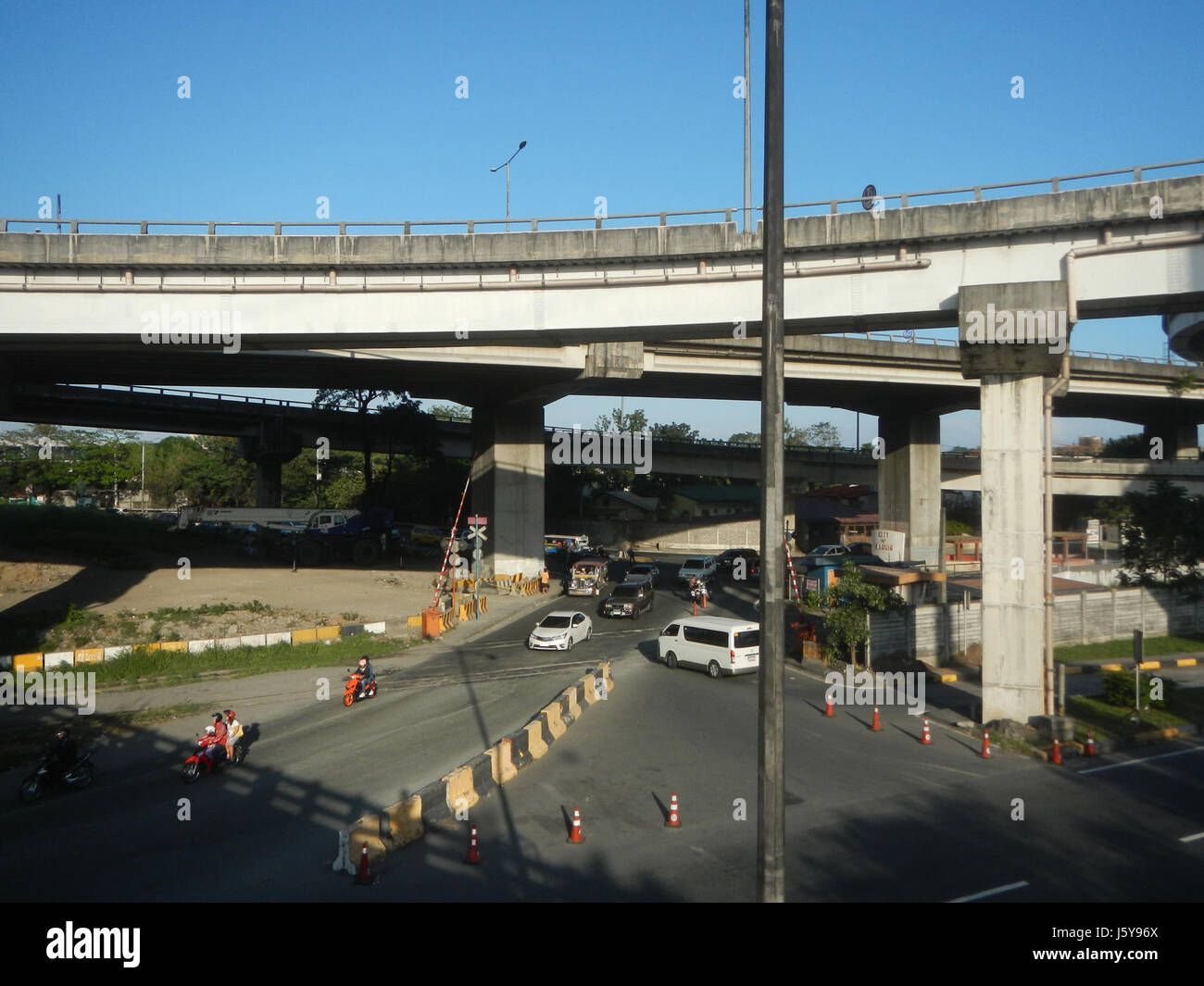 This reference pertains to a significant interchange in the Philippines ...