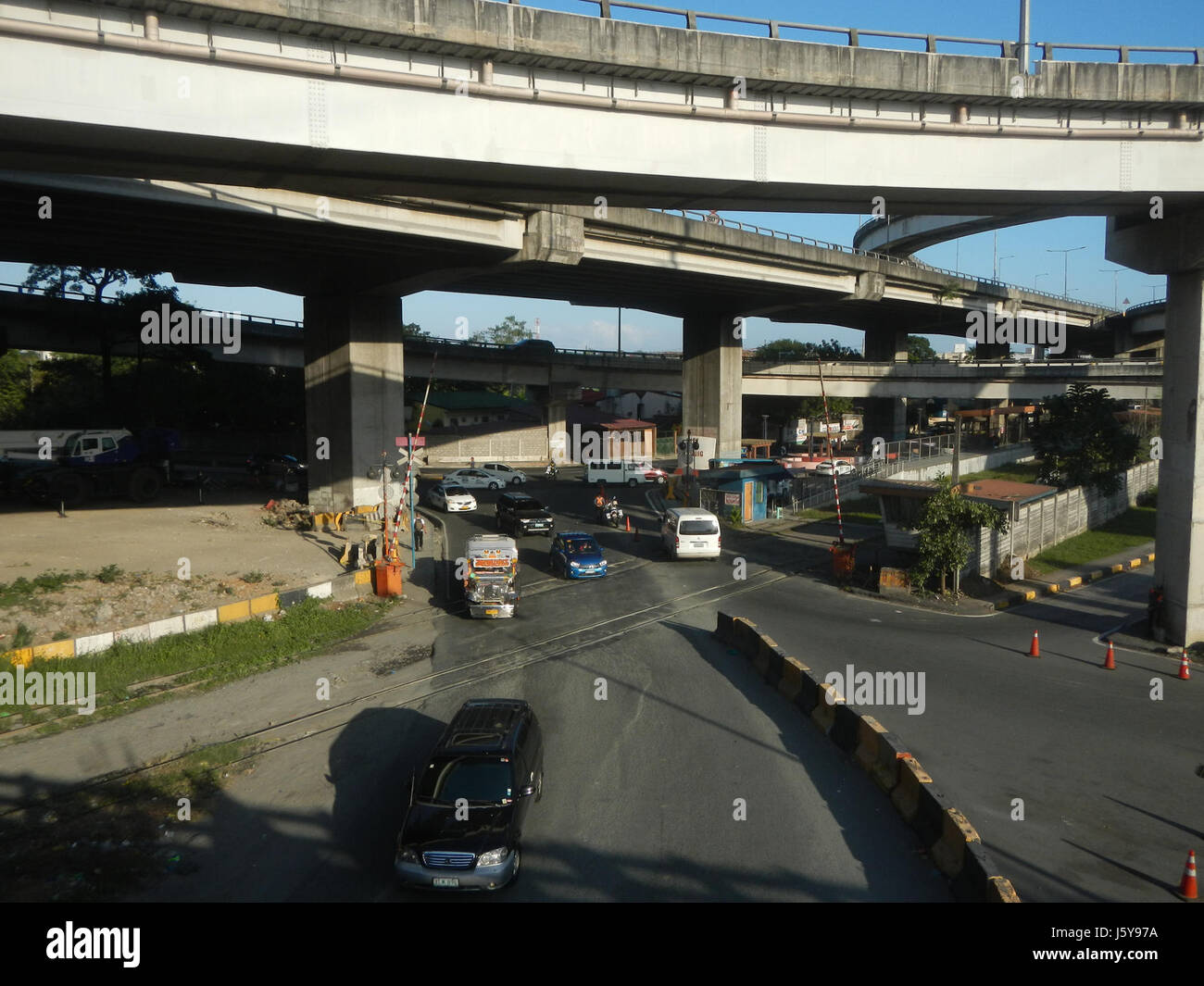 The Sales Interchange at Lawton Avenue in Western Bicutan, Taguig ...