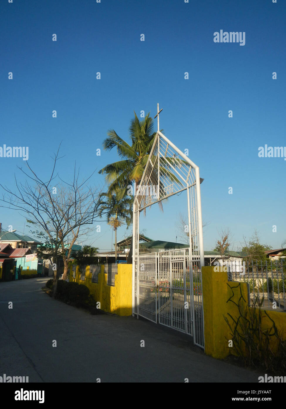 This image from Daungan Tiaong in Guiguinto, Bulacan, shows the rural ...