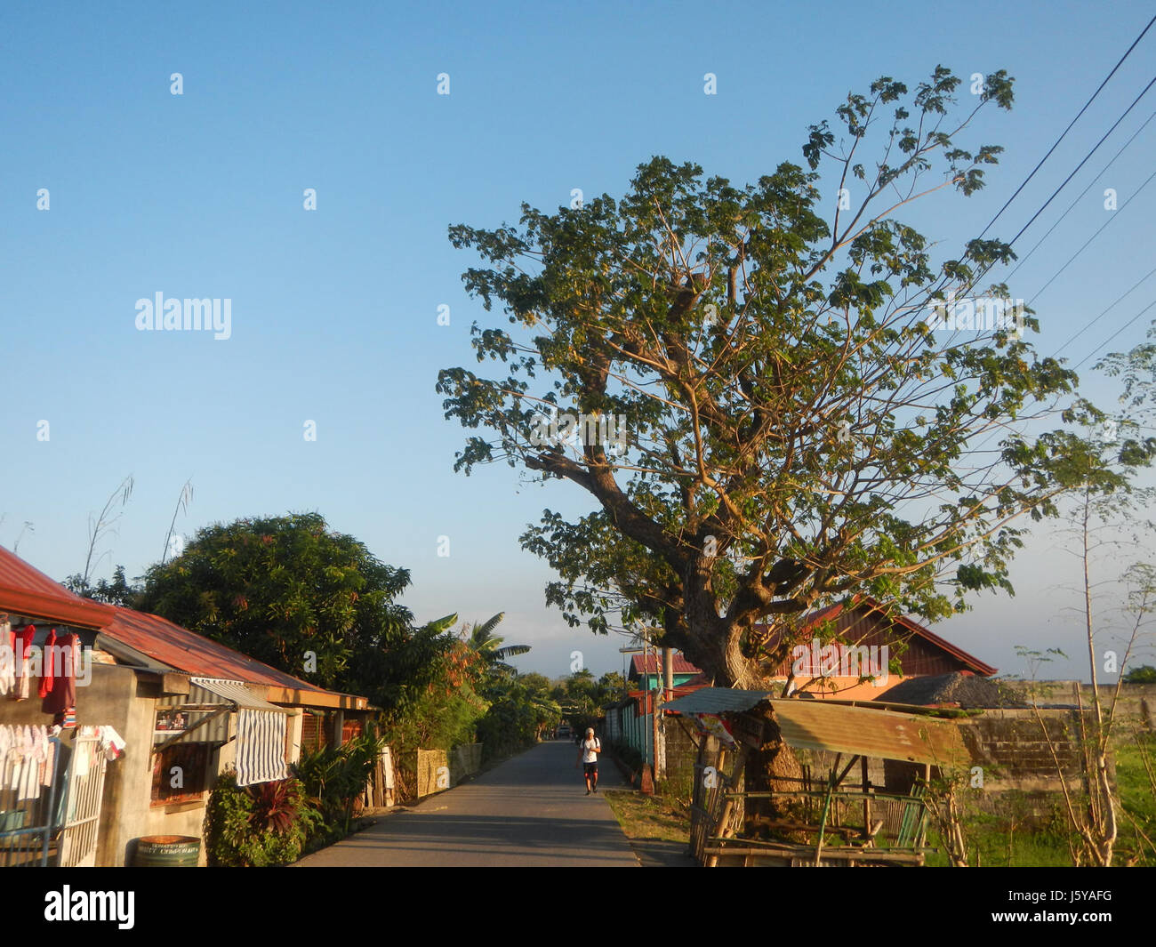 0303 Daungan Tiaong Tuktukan Highway Sunsets Villages Guiguinto ...