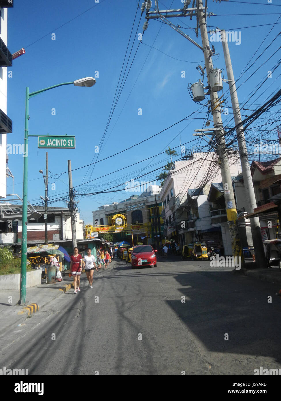 The Kalayaan Flyover connects major roads in Makati City, including ...
