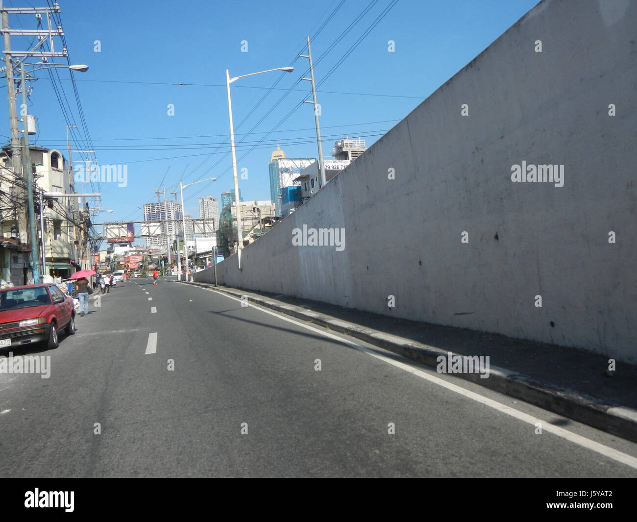 The Kalayaan Flyover, located at the intersection of EDSA, Fort ...