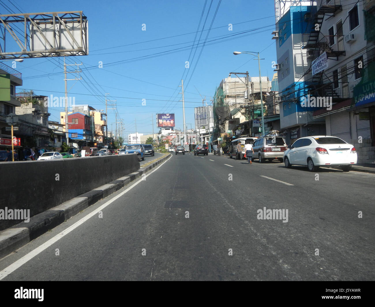A view of the Kalayaan Flyover connecting EDSA and Fort Bonifacio with ...