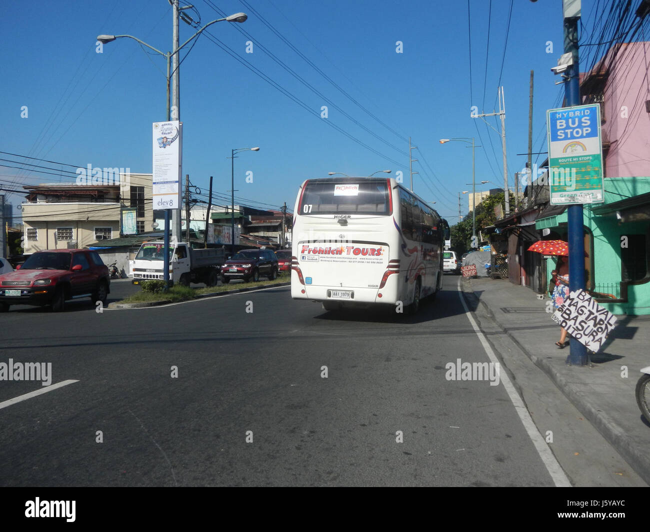 This image shows the Guadalupe Barangays area along Kalayaan Avenue in ...