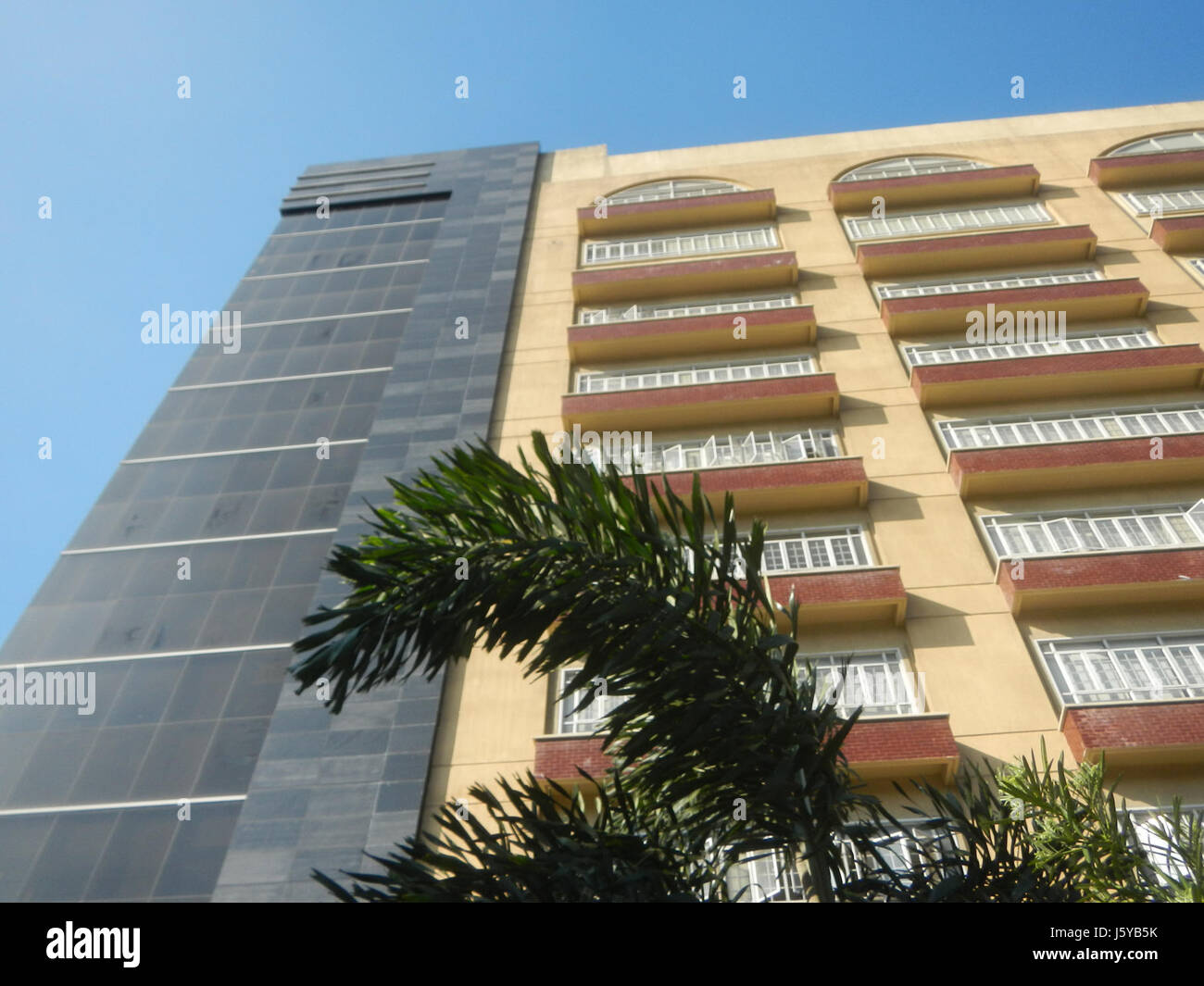 0351 Makati Science High School Cembo Kalayaan Avenue 25 Stock Photo ...