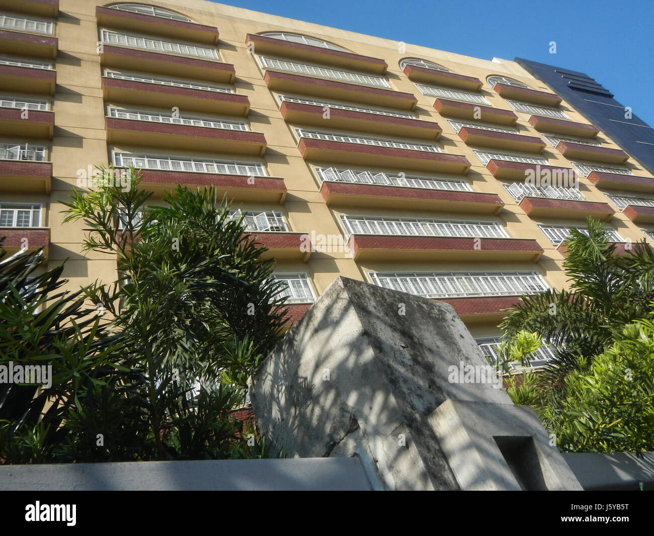 The Makati Science High School is located along Kalayaan Avenue in the ...