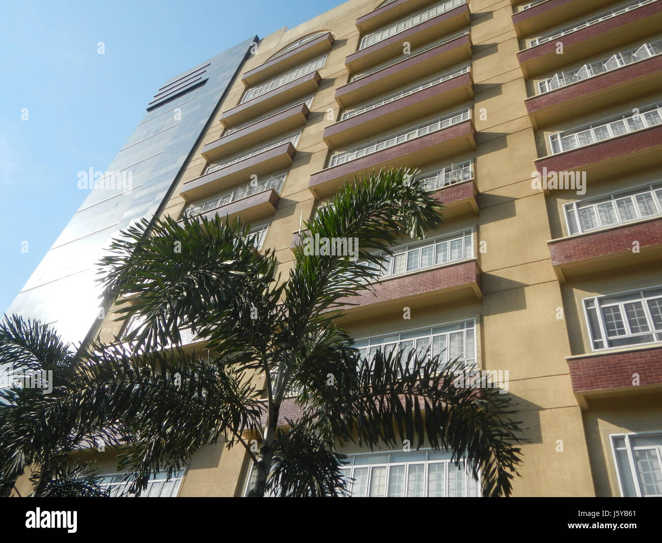 0351 Makati Science High School Cembo Kalayaan Avenue 35 Stock Photo ...