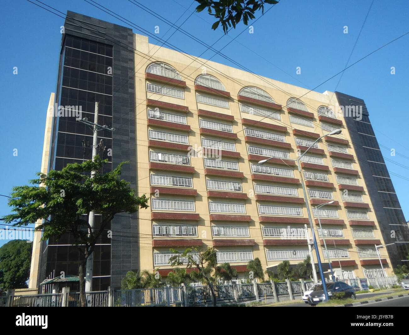 The Makati Science High School, located along Kalayaan Avenue in Cembo ...