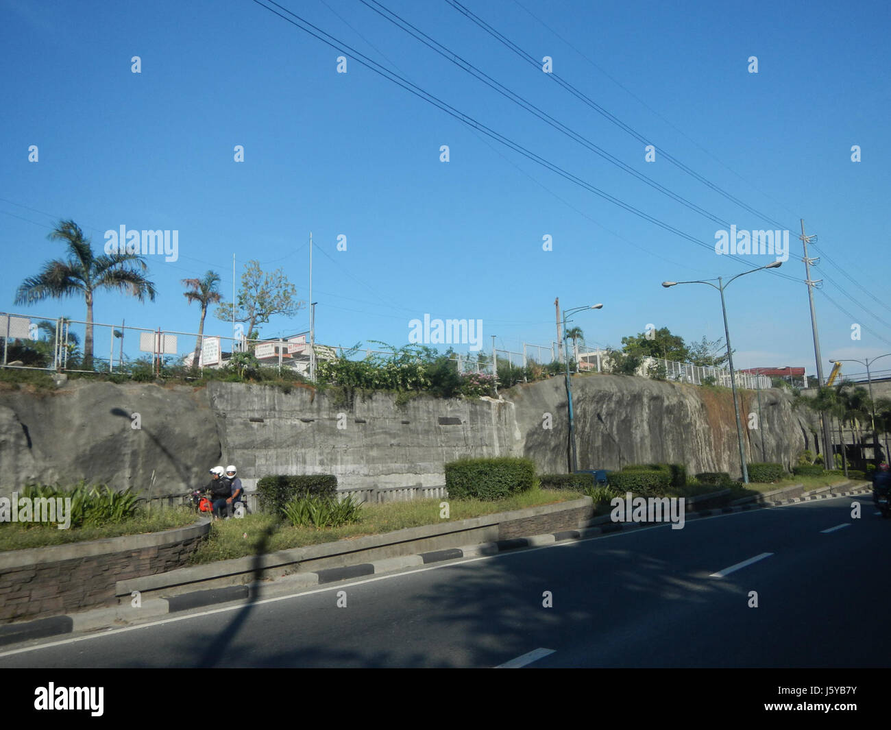 This title refers to a location in East Rembo, Makati City, Philippines ...