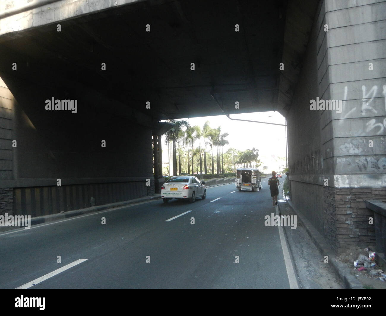 0340 East Rembo Barangays Kalayaan Avenue Makati City Tunnel 38 Stock ...