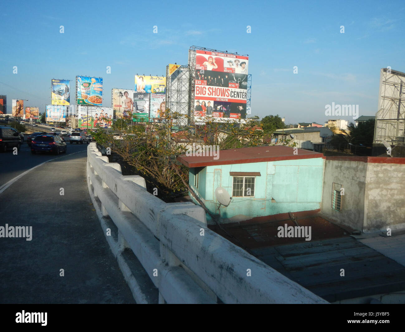 This image depicts the C 37 Highway boundary at Bagong Ilog, featuring ...