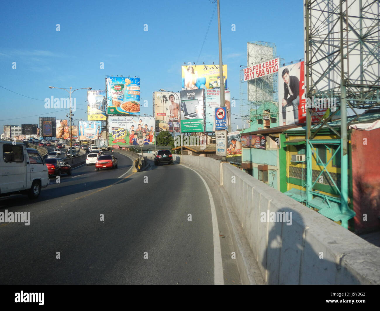 This image captures the Circumferential Road 21 in Pasig City, with the ...