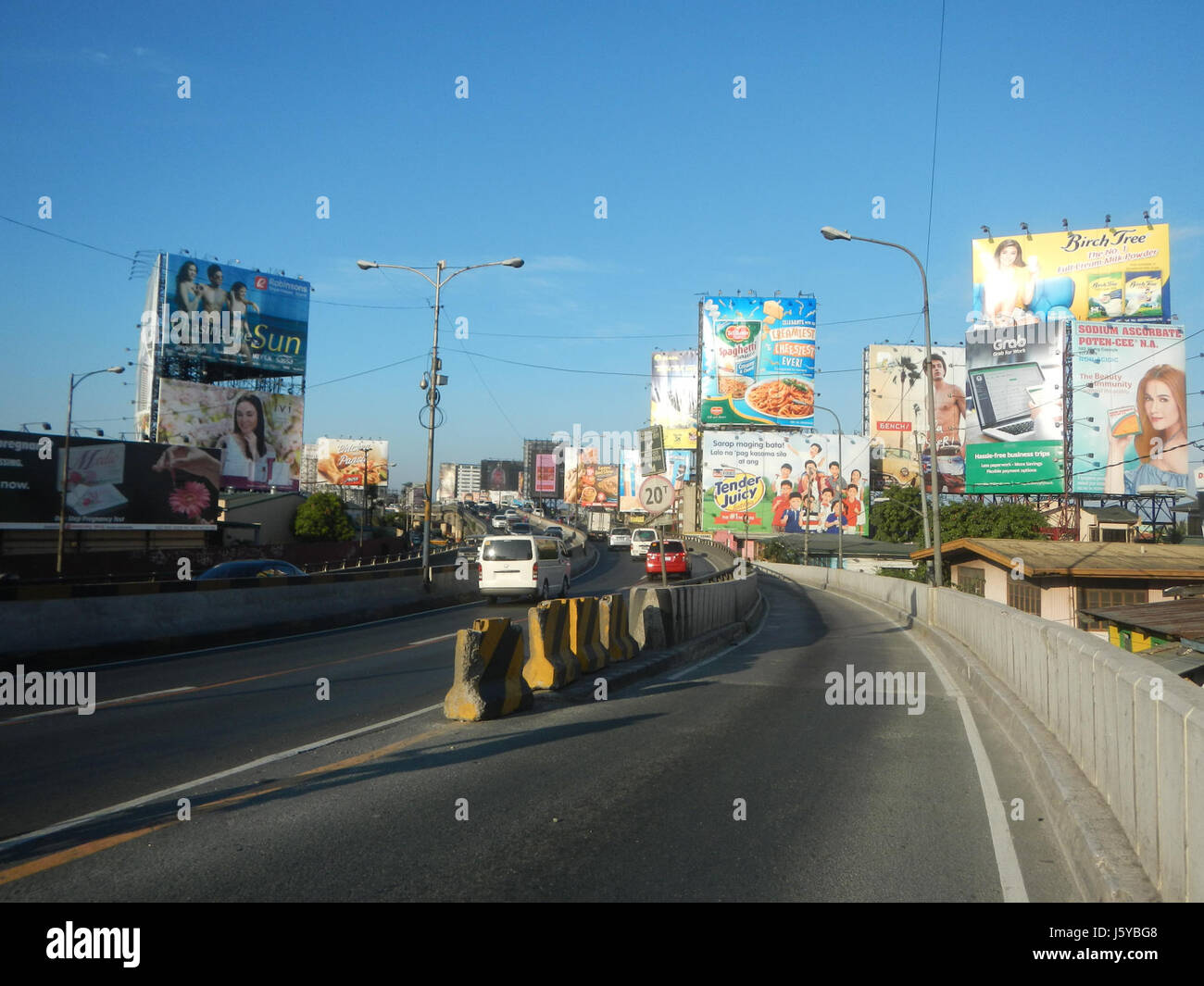 This image features Circumferential Road 27, with a view of Bagong Ilog ...