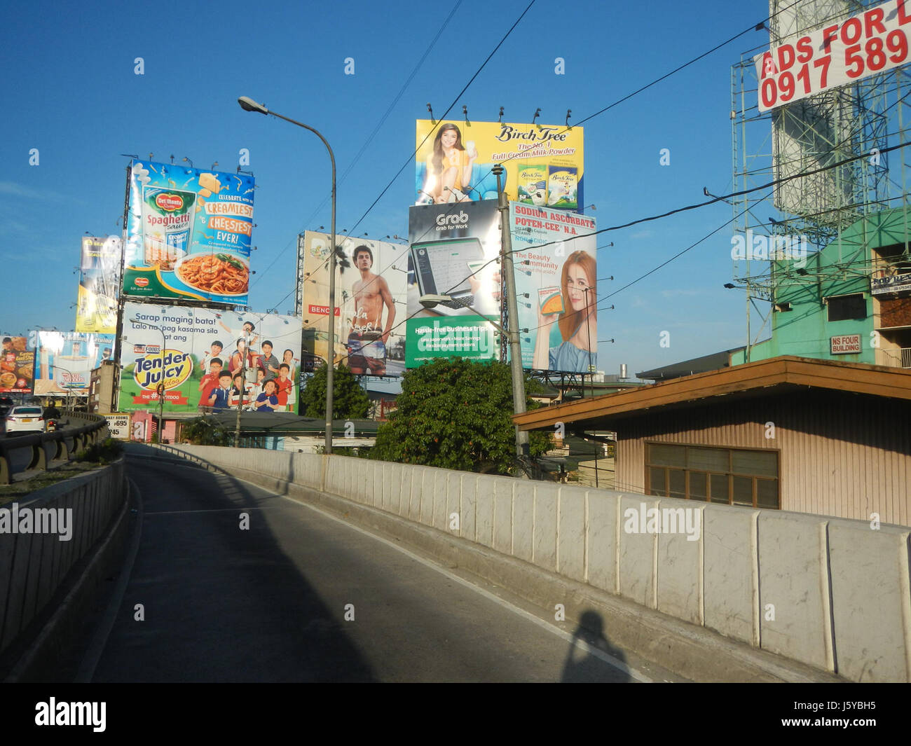 This image shows the Circumferential Road 45 in Pasig City ...