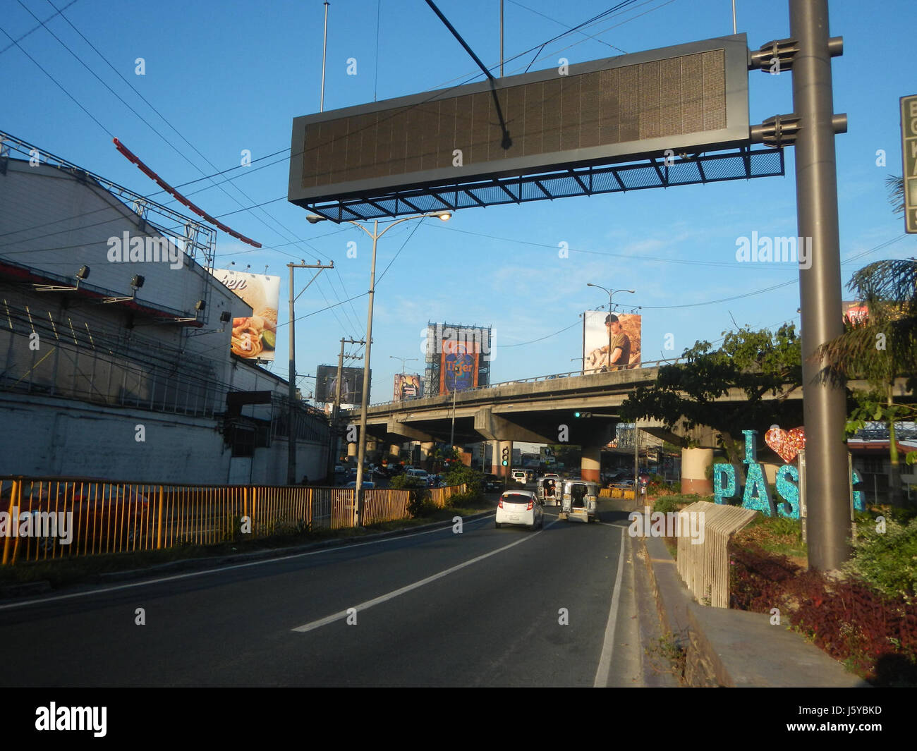 01142 Circumferential Road 21 Bagong Ilog Pasig Boulevard Flyover ...