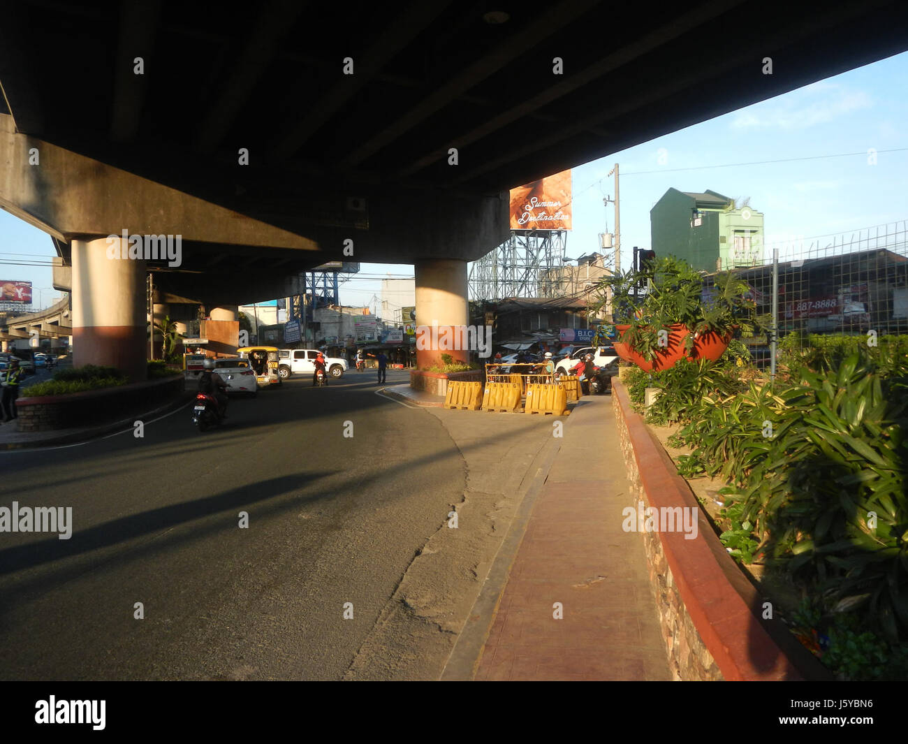 01182 Circumferential Road 28 Bagong Ilog Pasig Boulevard Flyover ...