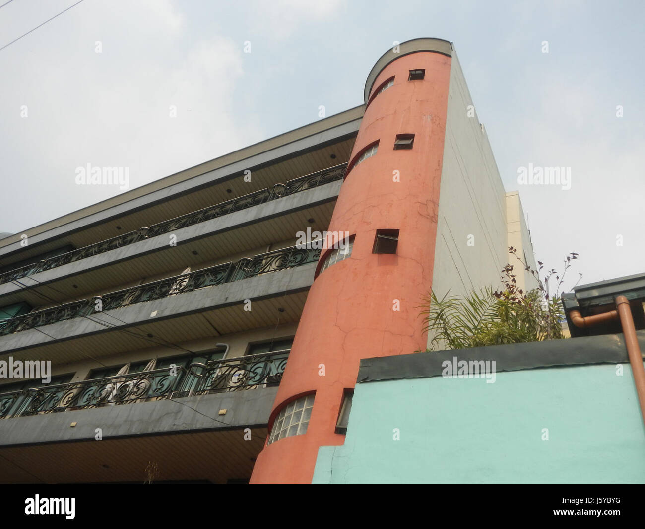 The Santa Mesa area in Manila, including Magsaysay Boulevard, is a ...