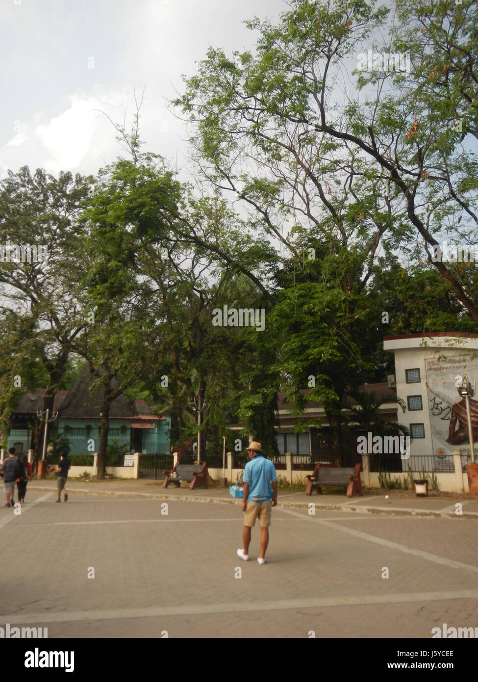 The Santa Mesa Manila Interfaith Chapel is a place of worship and ...