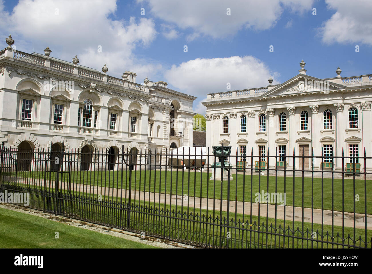 Old schools senate house hill hi-res stock photography and images - Alamy