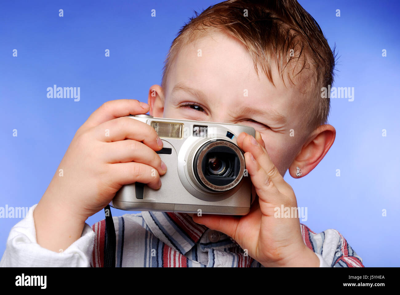 Trigger image child hi-res stock photography and images - Alamy