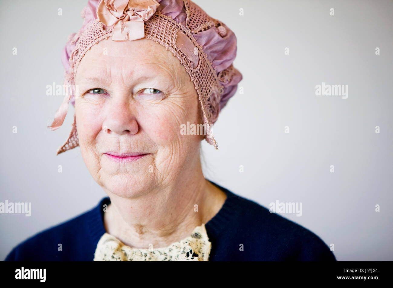 Dowdy woman hi-res stock photography and images - Alamy