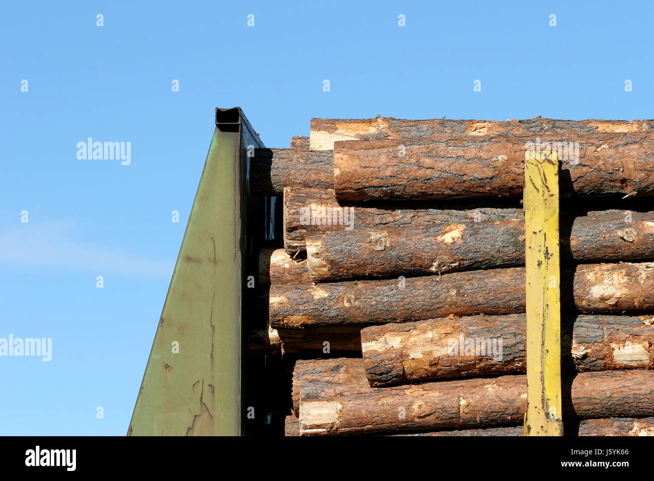 Rolling logs hi-res stock photography and images - Alamy