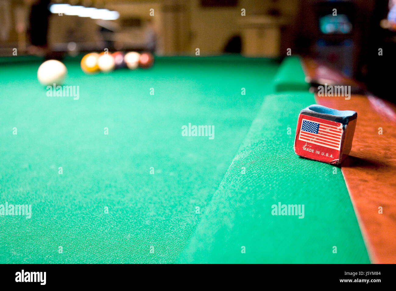 chalk billiard felt billiards table queue bowl entertainment game ...