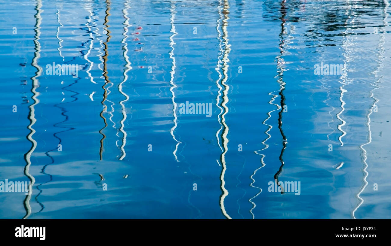 reflection masts boat distortion reflected water rowing boat sailing ...