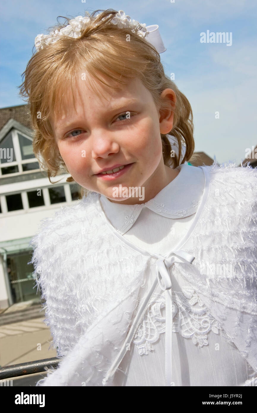 European communion hi-res stock photography and images - Alamy