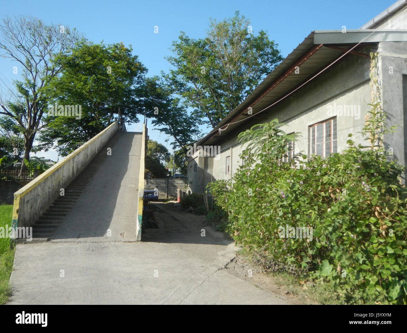 03393 Fields Malis Overpasses NLEx Guiguinto Bulacan Municipal Roads 21 ...