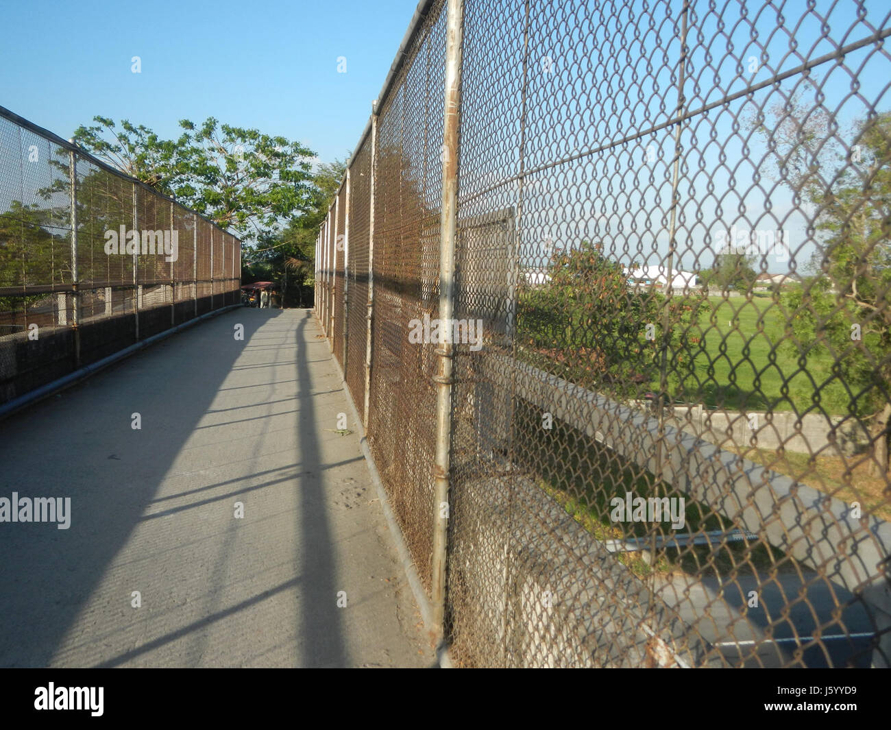 This title refers to a crossing bridge in Guiguinto, Bulacan ...