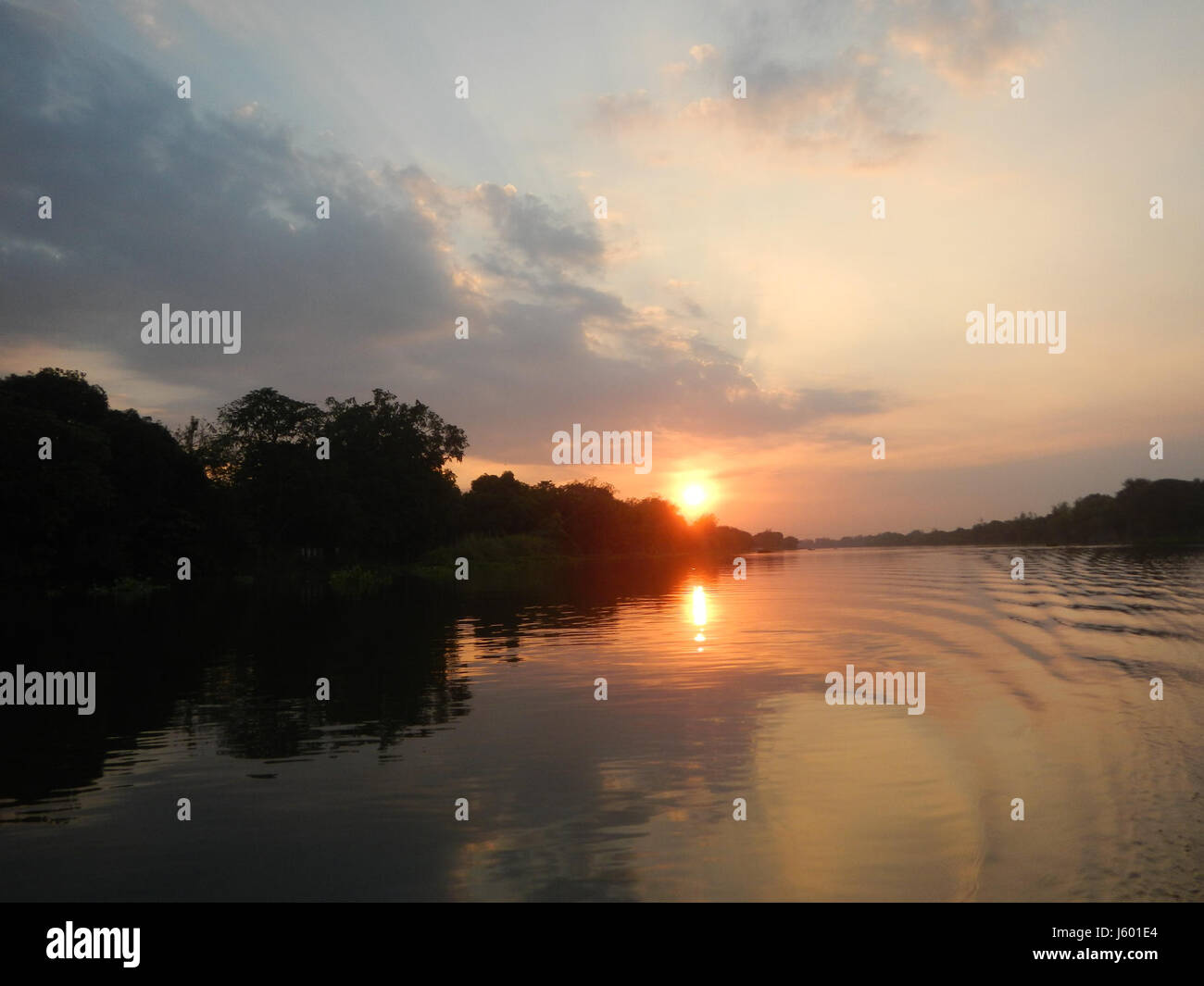 The sunsets in Calumpit, Bulacan, offer breathtaking views over the ...
