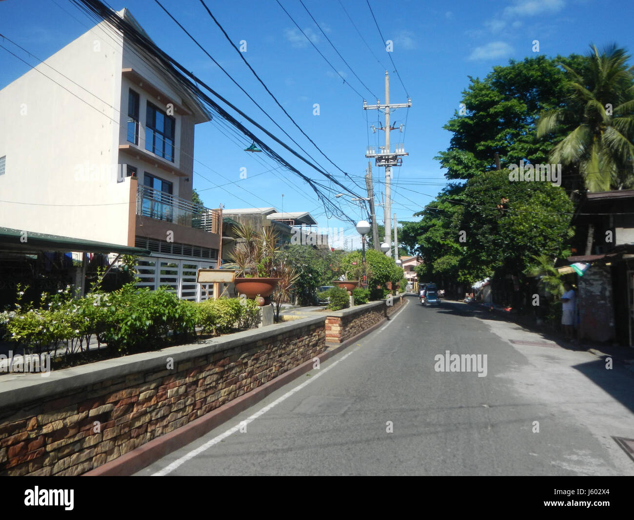 The flood control system along the Sumilang Buting Bridge in Pasig City ...