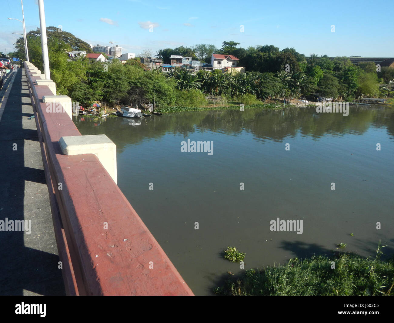 Santa Rosa Bridge spans the Bagong Ilog River in Pasig City ...