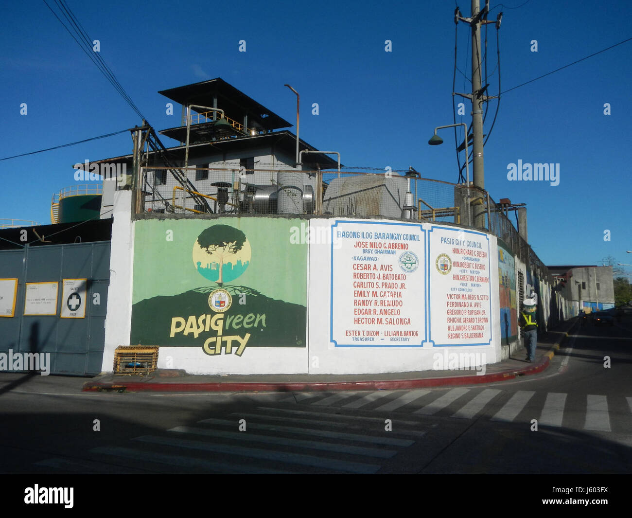 03758 Avis Street Bagong Ilog, Pasig City 18 Stock Photo - Alamy