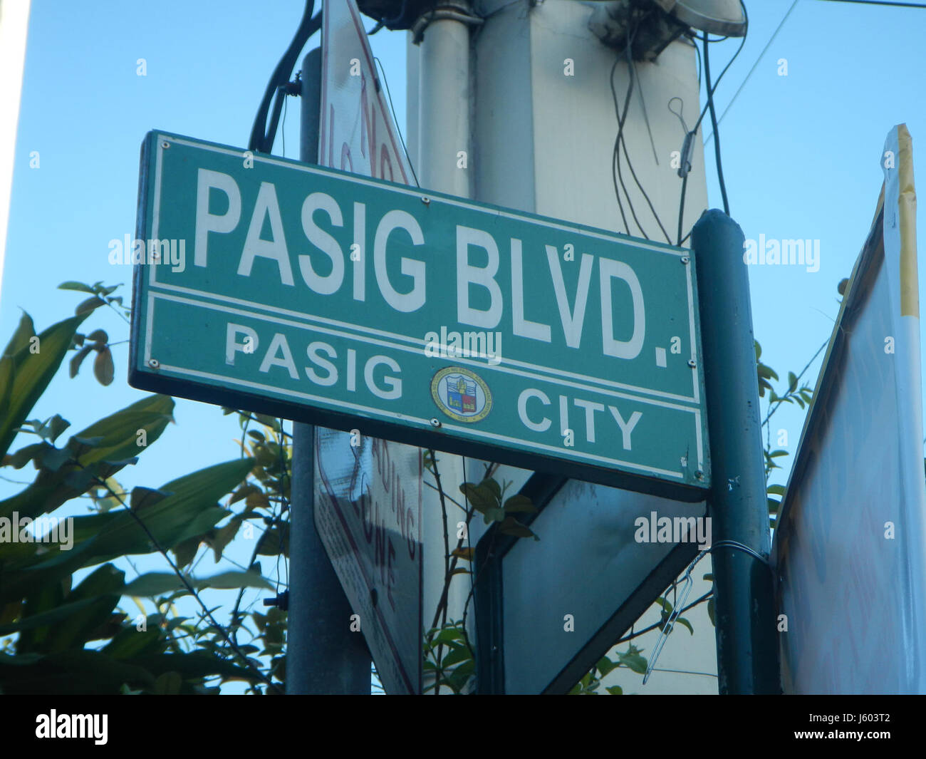 03954 E. Rodriguez, Jr. Avenue Bagong Ilog Pasig Boulevard City 40 ...