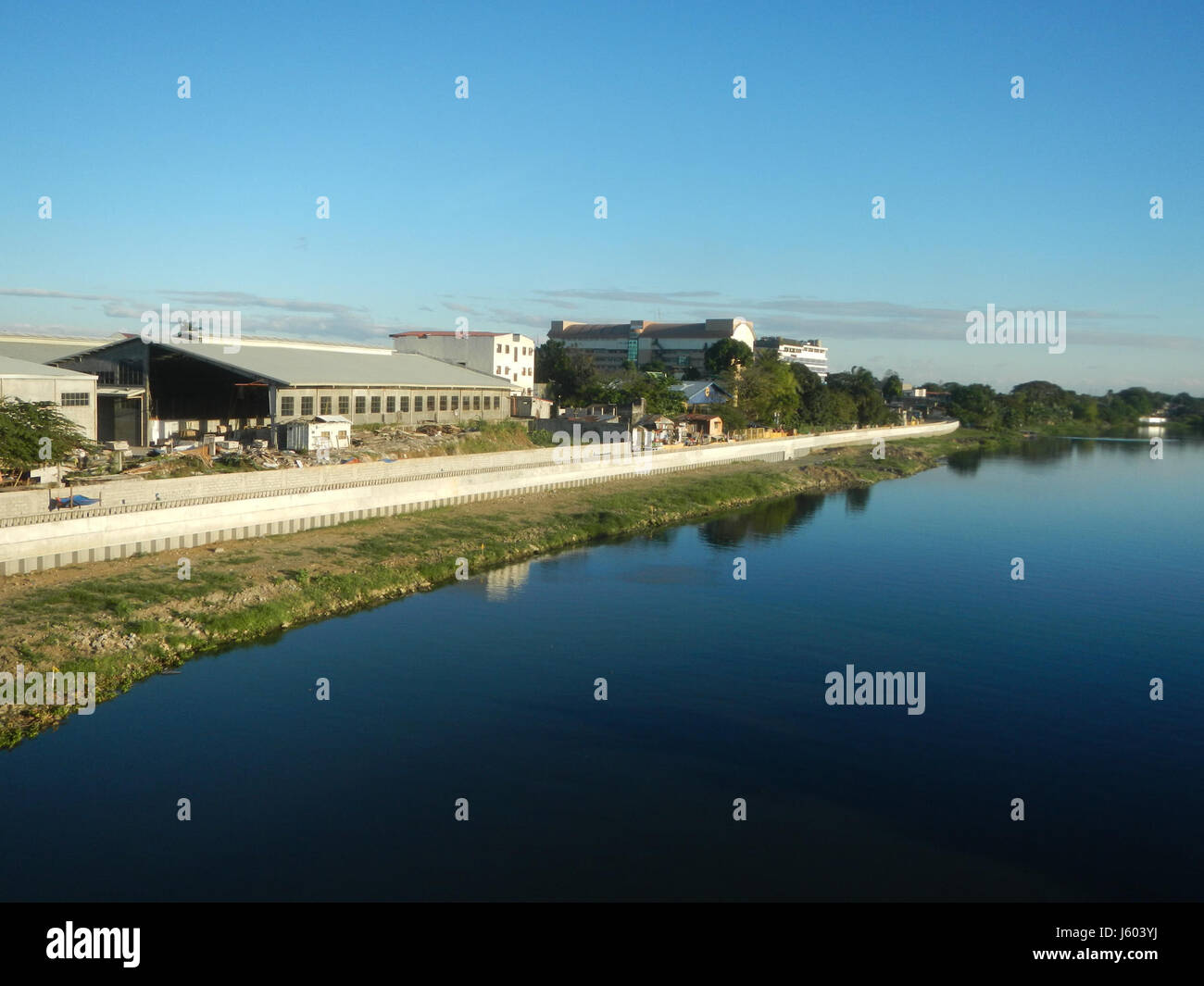 The Vargas Bridge is an important structure crossing the Pasig River in ...