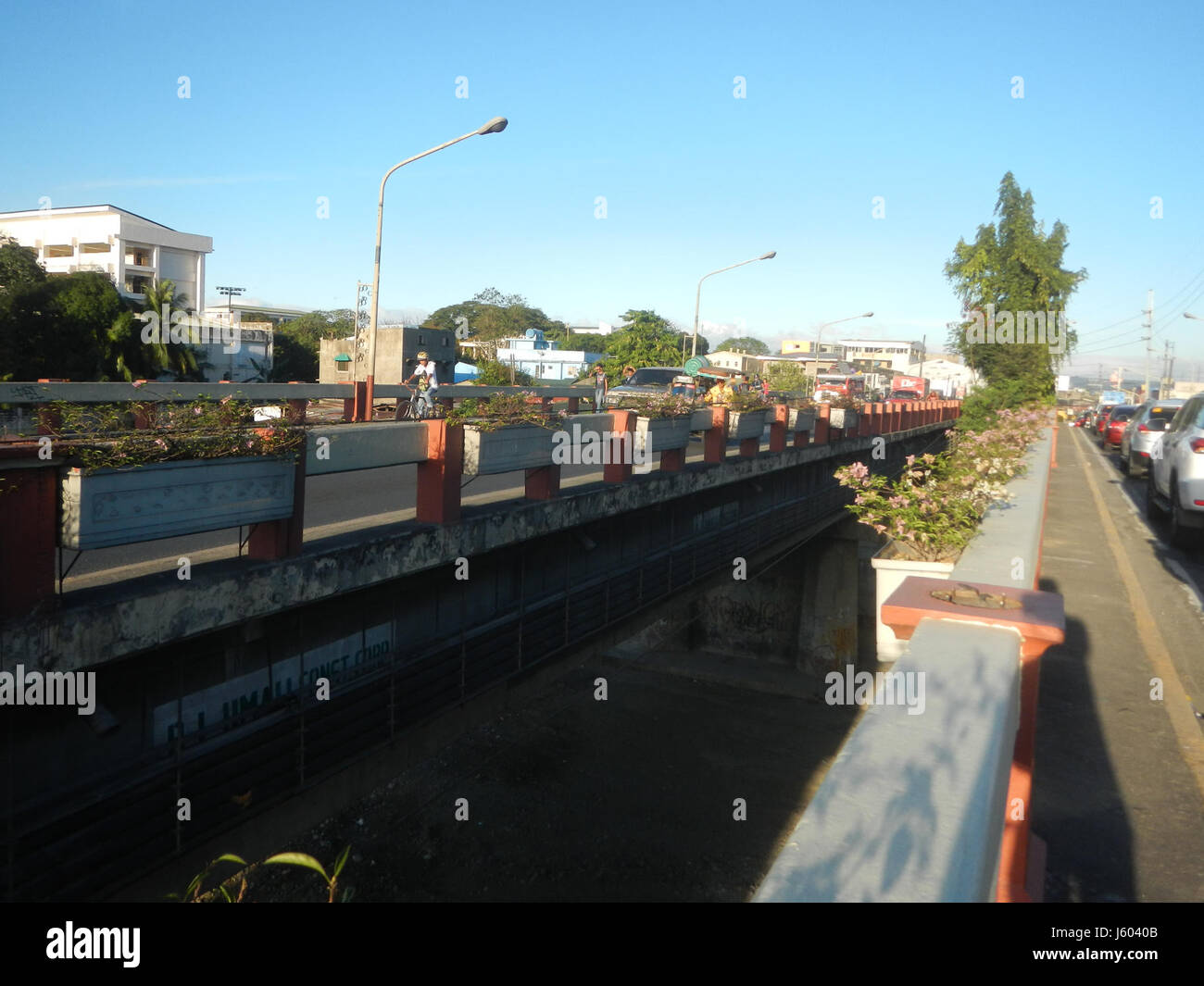 Vargas Bridge spans the Pasig River in Metro Manila, connecting various ...