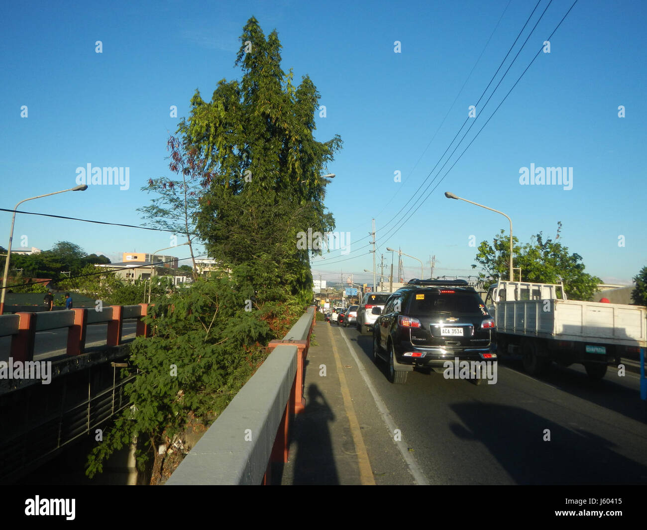 The Vargas Bridge is a significant bridge crossing the Pasig River in ...