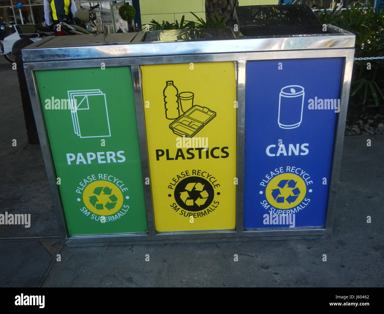 04263aa Waste containers in the Philippines Stock Photo - Alamy