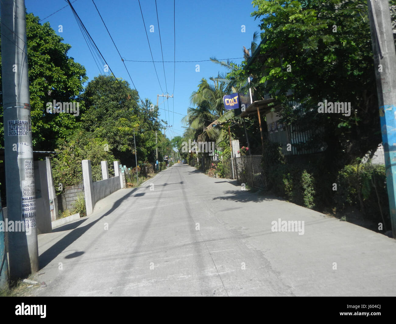 Constructions in Sipat, Dampol, Rueda, and Plaridel along the road in ...