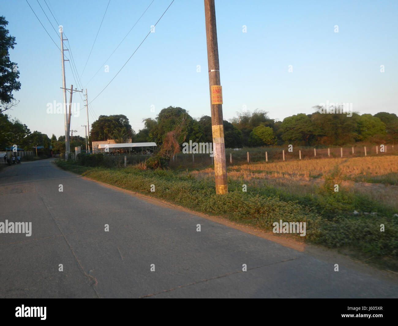 This image shows the municipal roads and landscapes of San Rafael ...