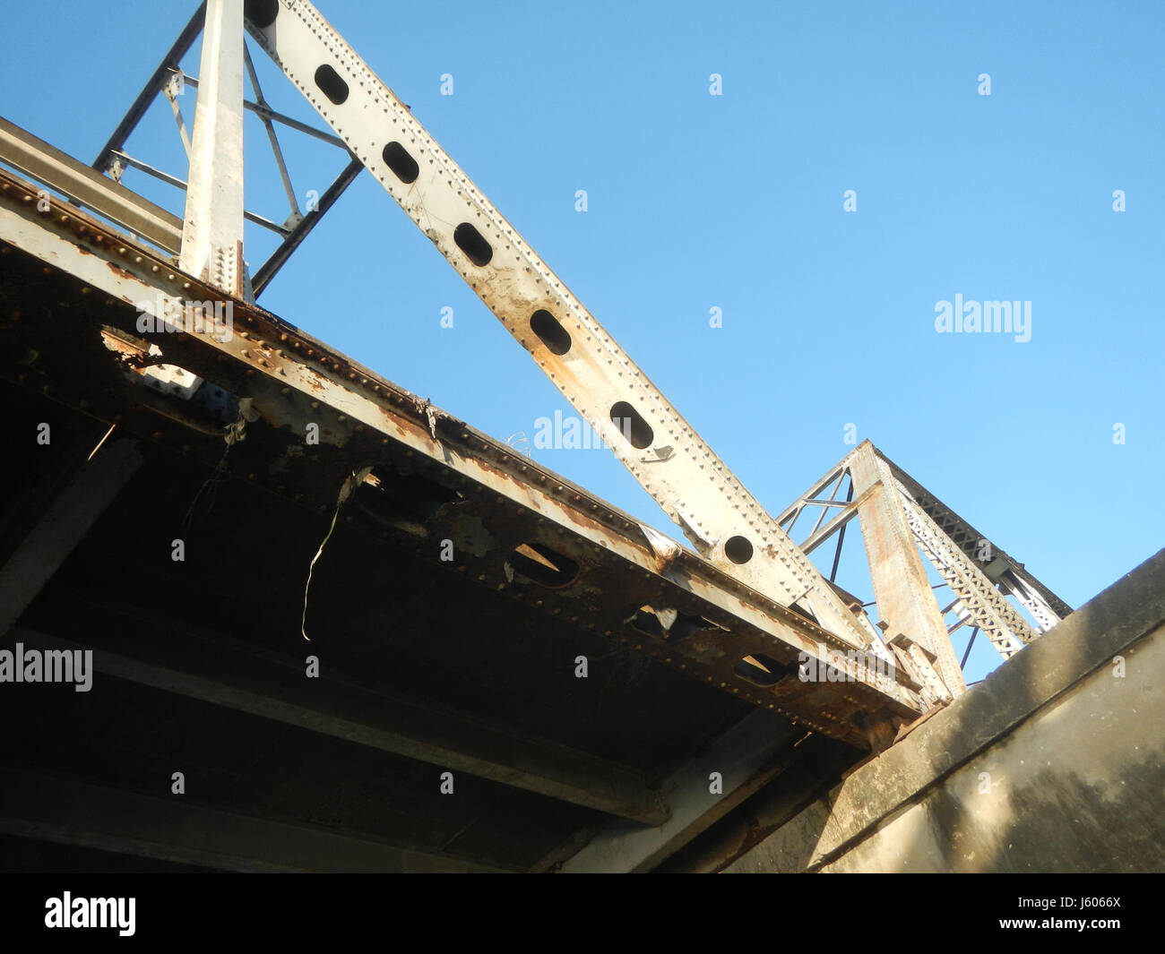 A view of the Old and New Sulipan Bridges, located in Apalit, Calumpit ...