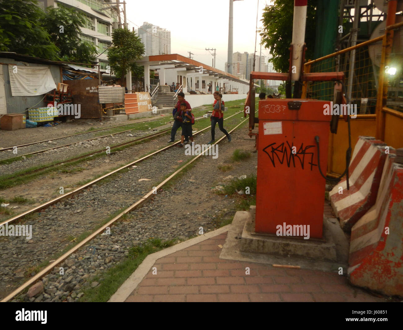 0216 buendia pnr station makati hi-res stock photography and images - Alamy