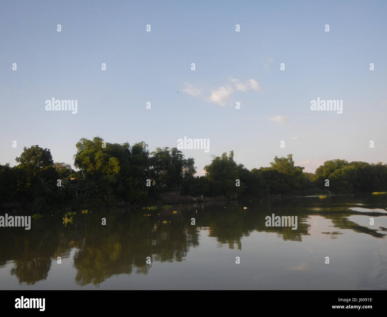 This image captures the scenic view of the riverside districts of ...