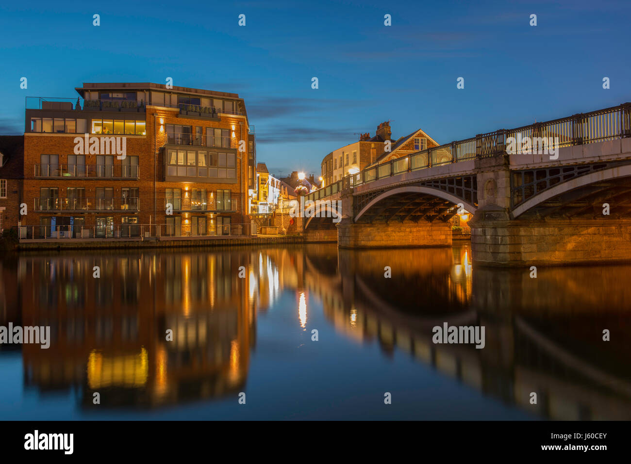 Building lights reflecting in the river Thames at night Stock Photo - Alamy