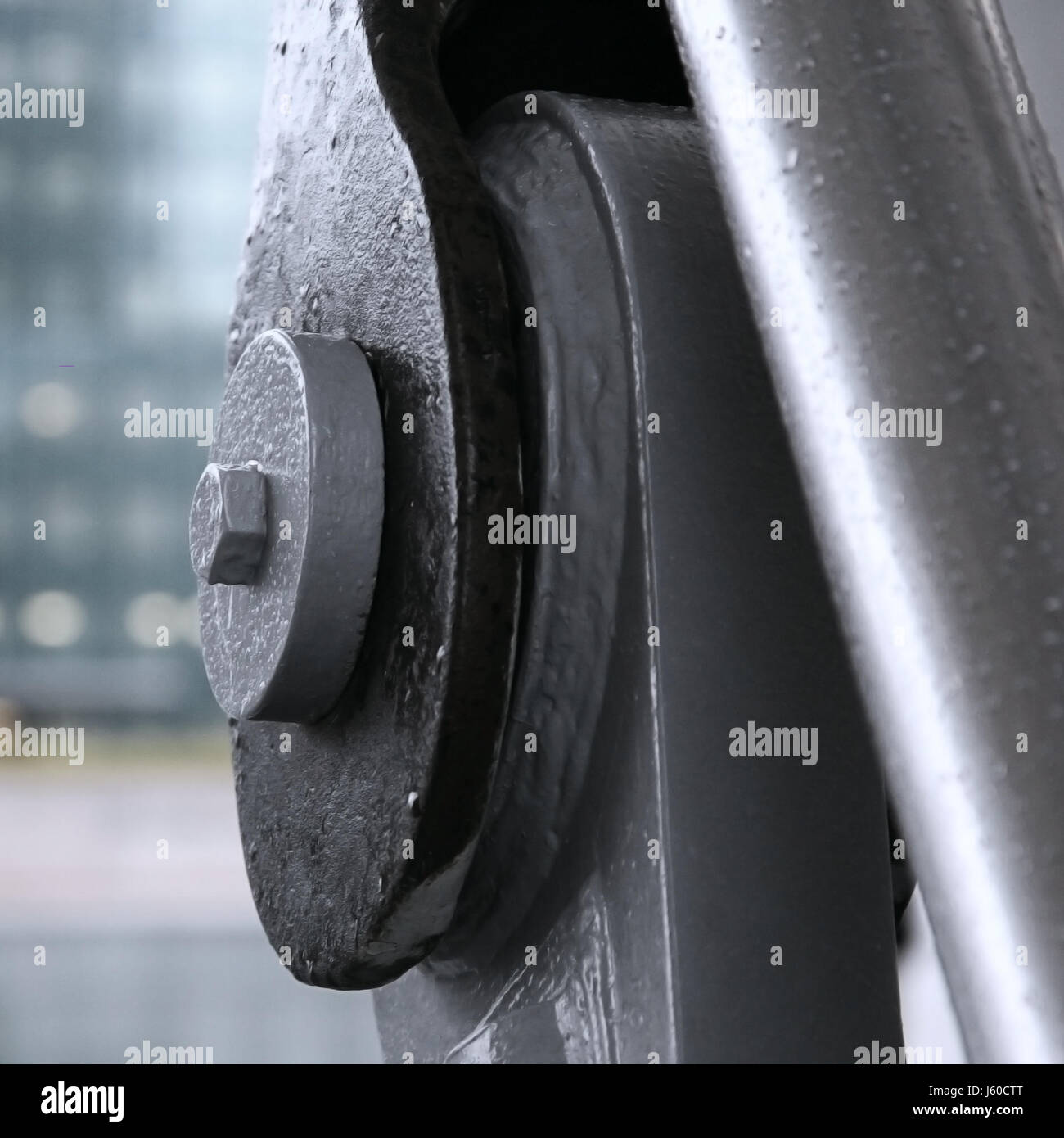 screw connection connectivity interface annexation cohesion voltage ...