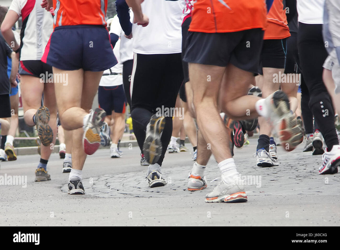 sport sports run running runs speed velocity marathon shoe legs health ...