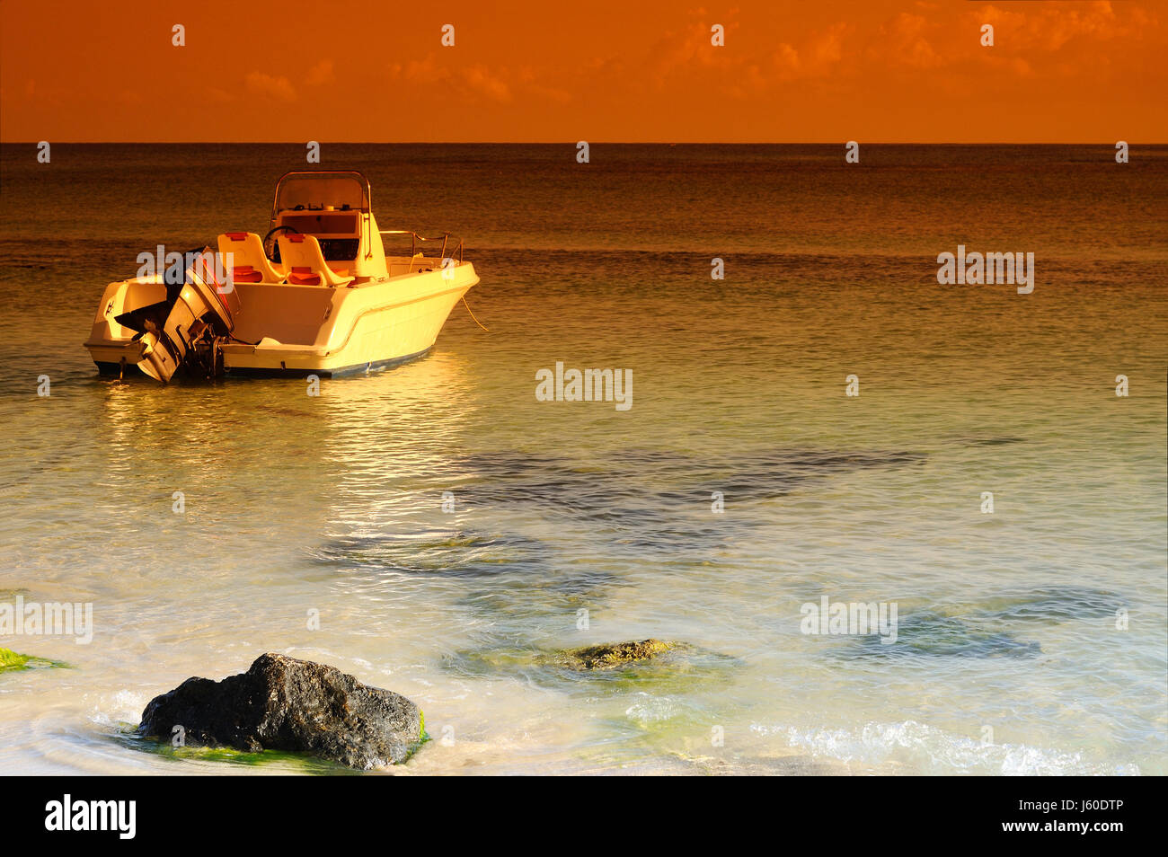 boat caribbean salt water sea ocean water speed velocity rowing boat ...