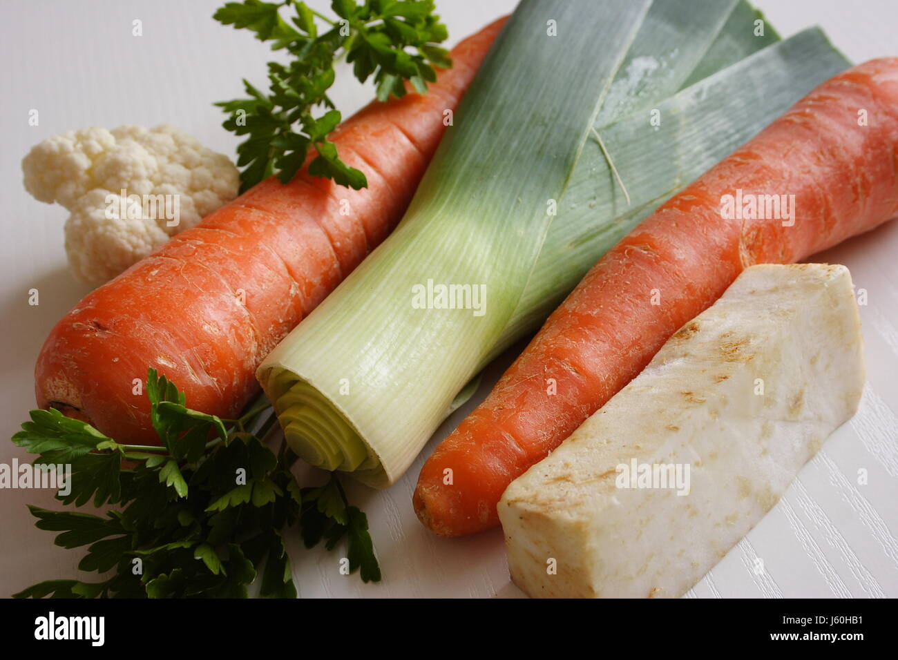 carrots cauliflower leek sellery celery food aliment vitamins vitamines ...